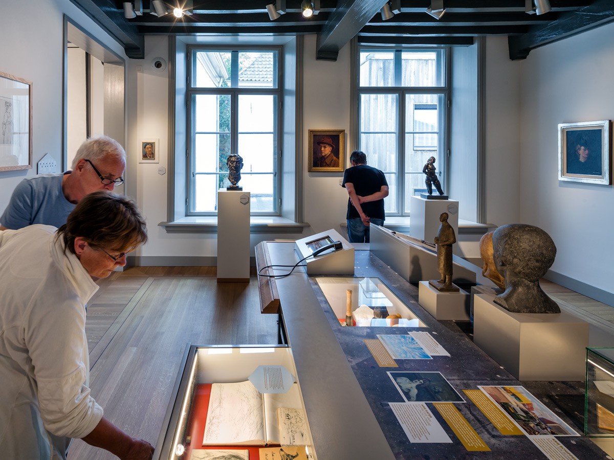 Iwaarden | Artwork | Tentoonstellingen